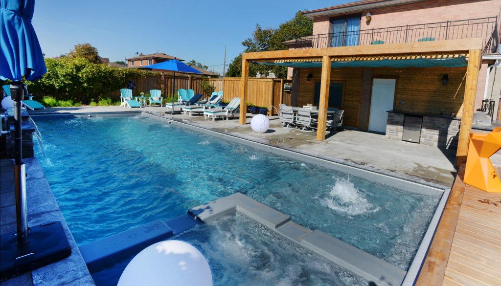 Toronto Pool Building Company installs Fibreglass Pools & Modern Pools
